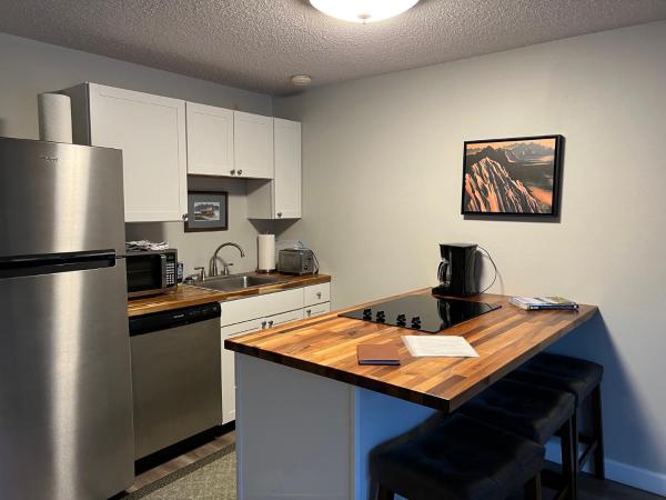 The Pioneer Studio At 1400k - Anchorage