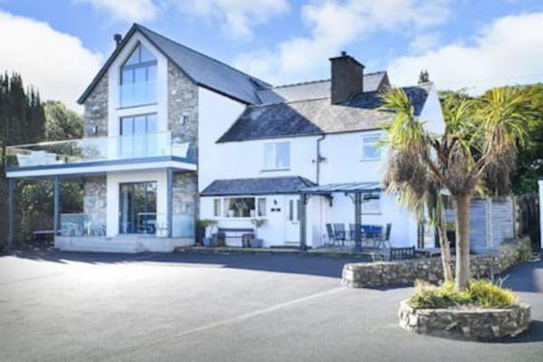 Beautiful Cottage A Stones Throw From The Beach. - Abersoch
