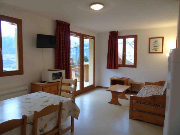 Appartement 3 Pièces 8 Personnes Avec Balcon à 100m Des Remontées Mécaniques - Fr-1-561-25 - Savoie
