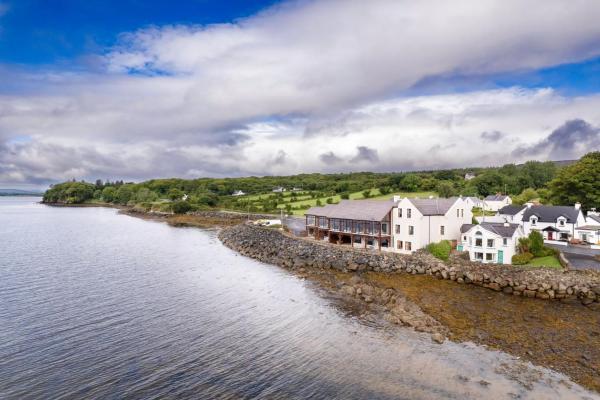 The Waters Edge - Buncrana