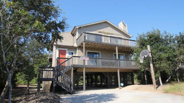 Wc902, Point Of View- Oceanside, 4 Brs, Dogs Welcome, 1200 Ft To Beach Access - Corolla, NC