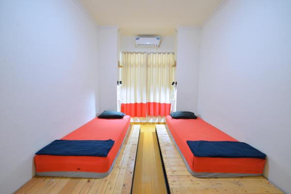 Bunk Bed And Breakfast - Yogyakarta