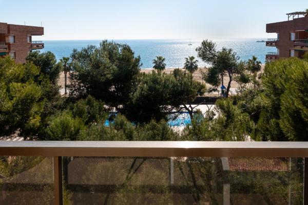 At049 Els Pins, Primera Línea De La Playa Con Piscina Y Barbacoa - Roda de Bará