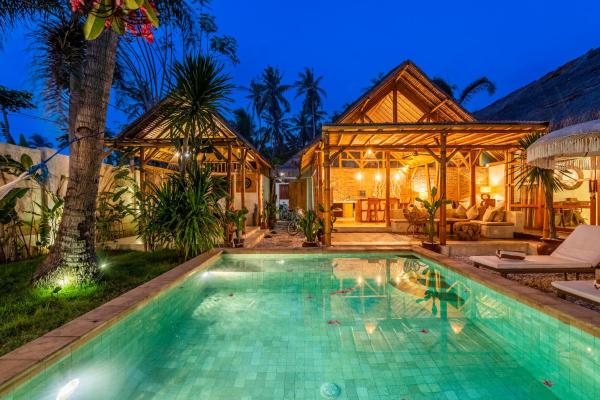 Villa Burung Gili Air Authentic 3-bedroom Bamboo Villa With Private Pool - Lombok