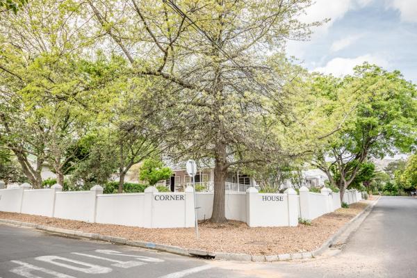 Corner House Residence - Franschhoek