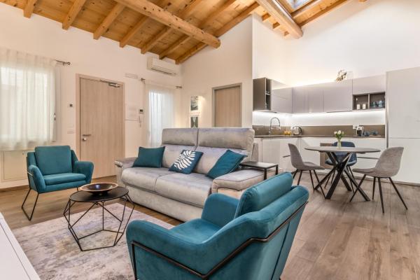 Veronetta Stunning Rooftop With Lift - Verona
