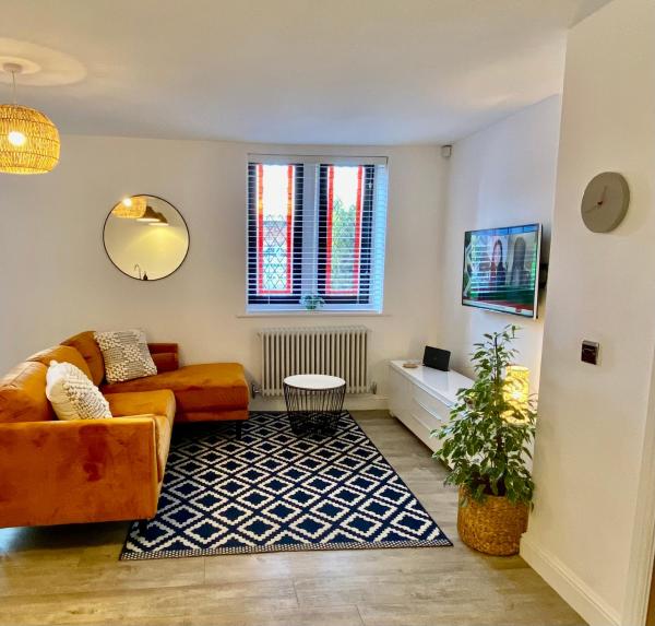 Boutique Chapel Apartment Within City Walls - Chester