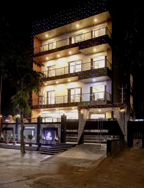 Hotel La Mirage - Noida