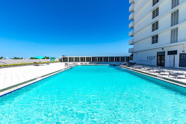 Pavilion Residences On The Beach - Miami Beach, FL