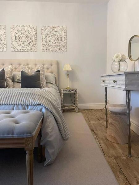 Entire Georgian Luxury House - 3 Storey- High St Henley-in-arden -Two Bedrooms-sleeps 4 People Close To Stratford Upon Avon - Warwick - Solihull - Nec - Stratford-upon-Avon