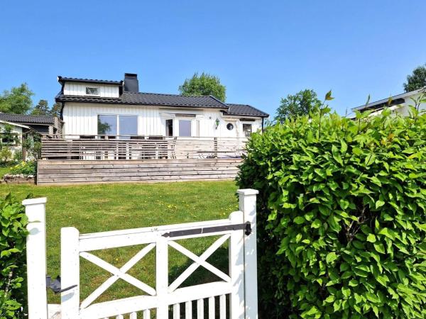4 Star Holiday Home In Skövde-by Traum - Skövde