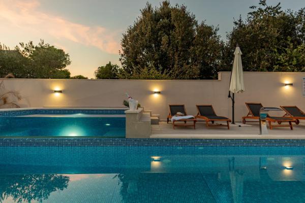 Camp Mrkva Mobile Homes With Pool - Bibinje