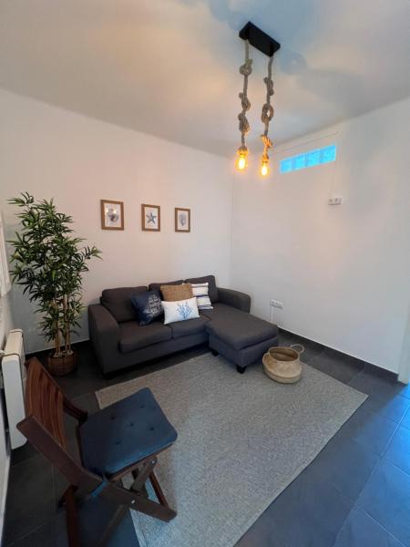 Apartments Near Ramblas - Only For Stays Over 32 Days - Sant Joan Despí