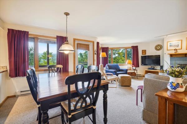Incredible Highridge 2 Bedroom 2 Bathroom With Indoor Pool A14 - Vermont