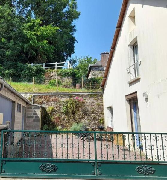 Chez Pauline, Gavray. House With Secure Parking, Wi-fi & Garage. - Cotentin