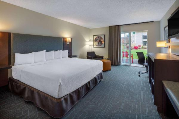 Ramada By Wyndham Spokane Airport - Spokane, WA