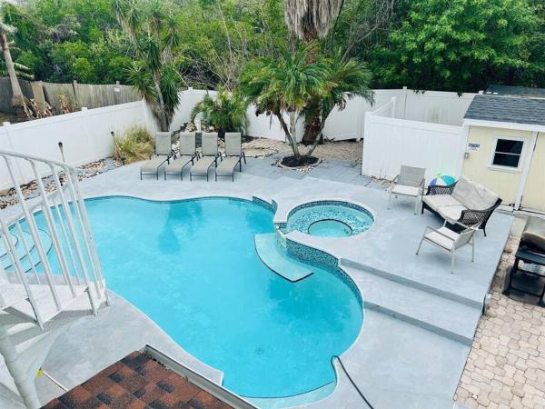 4 Bedroom Home With Heated Pool By The Beach! - Clearwater Beach, FL