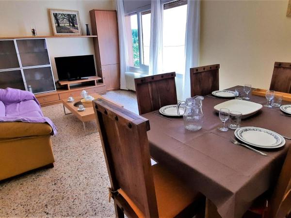 Apartamento En Llançà Con 2 Habitaciones, Cocina Equipada Y Estacionamiento - Ideal Para Familias - Es-170-42 - Llançà