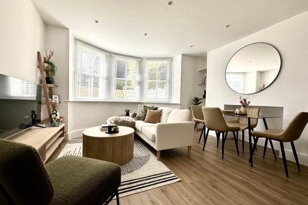 Higgihaus Apartment #56a Cool Quiet Stylish Awesome Location - Clifton