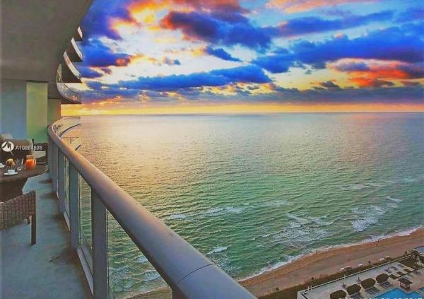 Amazing View At A Spectacular Apartment By Rent4us - Hollywood, FL