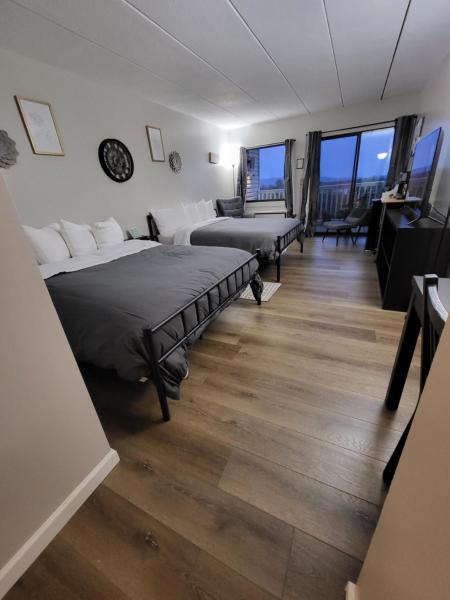 Cedar Lodge Room W/ Lake Views! - Laconia, NH