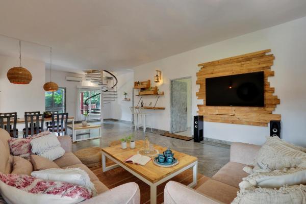 Alaya Stays 4bhk Farmhouse With Pvt Pool & Garden - Manesar - Manesar