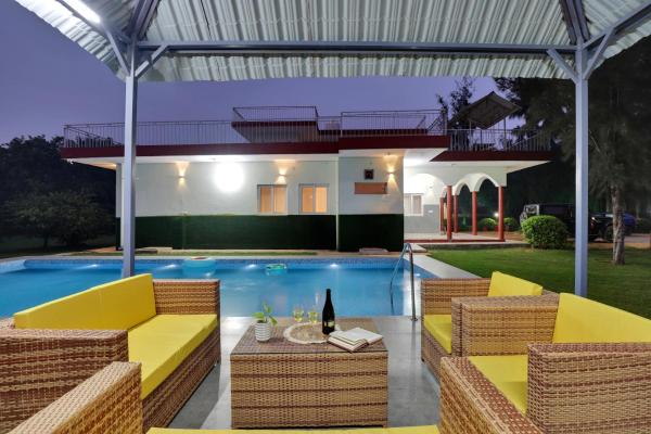 Alaya Stays 4bhk Farmhouse With Pvt Pool & Garden - Manesar - 매니저