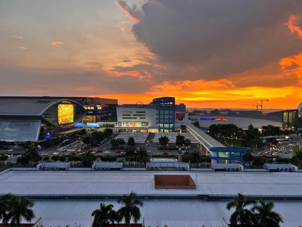 Sea Residences Mall Of Asia By Jermel - Manila