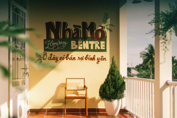 Entire Second Floor - Nguyên Tầng 2 - Nhà Mơ Homestay Bến Tre - Ben Tre