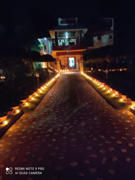 Rater Tara Diner Rabi Resort - 桑蒂尼蓋登