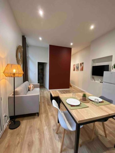 Logement Entier-clim-100%équipé-hypercentre-balcon - Brive-la-Gaillarde