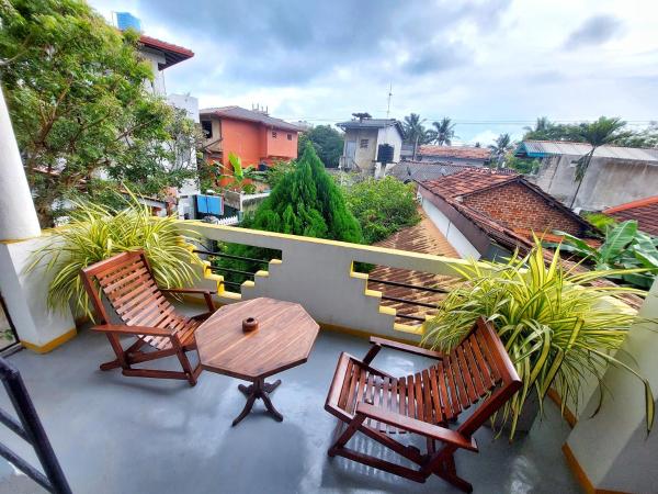 Sweden Inn Guesthouse - Hikkaduwa