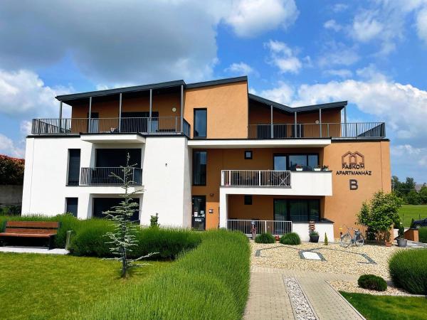 Paskom Apartmanház - Tata
