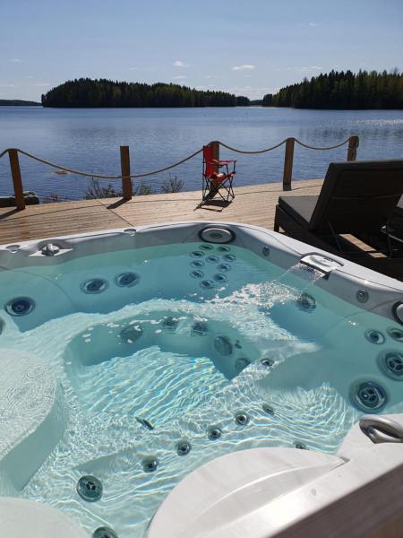 Stunning Log Cabin 45m2 On The Shore Of Kallavesi. - Kuopio