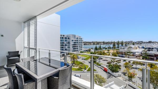 Bayview 608 - Mandurah