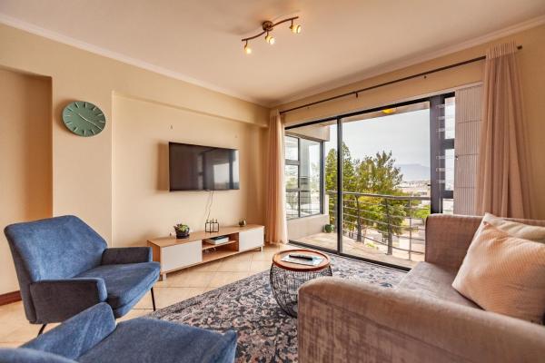 Beachfront 3rd Floor 2 Bedroom W Communal Swimming Pool- B16 Blouberg - Goodwood