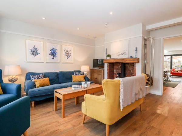 Fawcett Cottage - Aldeburgh Beach