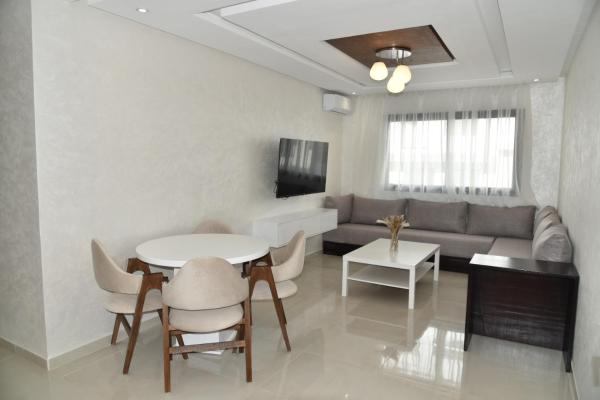 Lovely Apartment With Pool & Gym - Kénitra