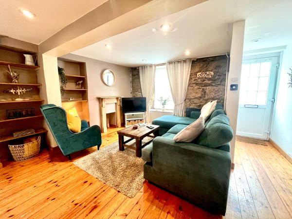 Spaven Mor, Near Penzance Stations, 3 Bedroom Home - Penzance