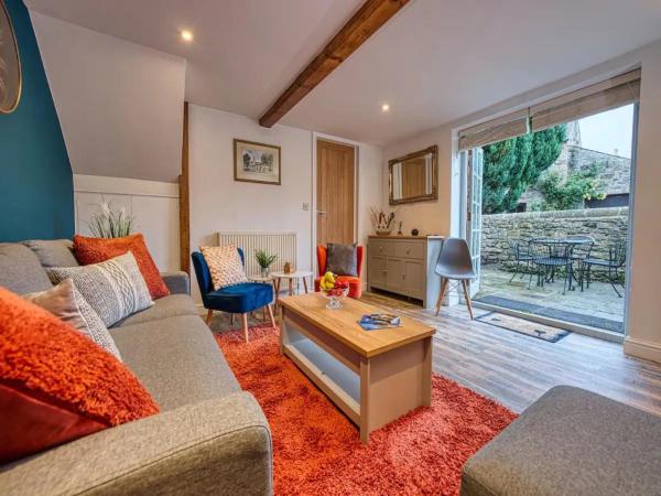 Pass The Keys Stylish & Modern Bakewell Cottage For 4 & Parking - Bakewell