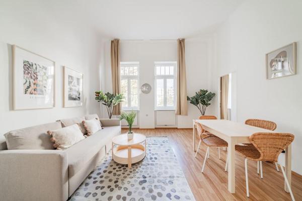 City Chic #18 - Vienna