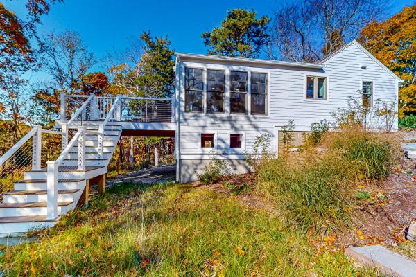 The Saffron Cottage - Wellfleet, MA