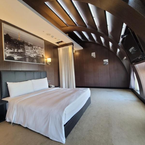 Meworld Hotel - Taipei Main Station - Beitou District