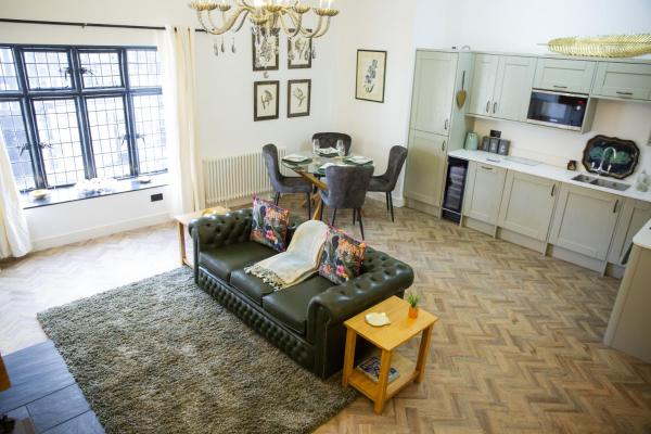 The Penthouse - Georgian Charm, Heart Of Town - Stratford-upon-Avon