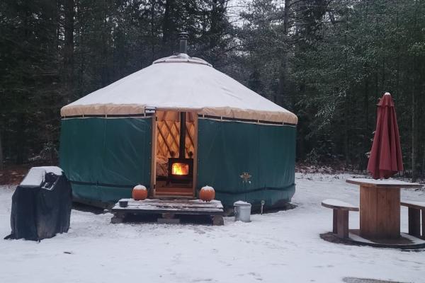 Ava Jade Yurt - Maine