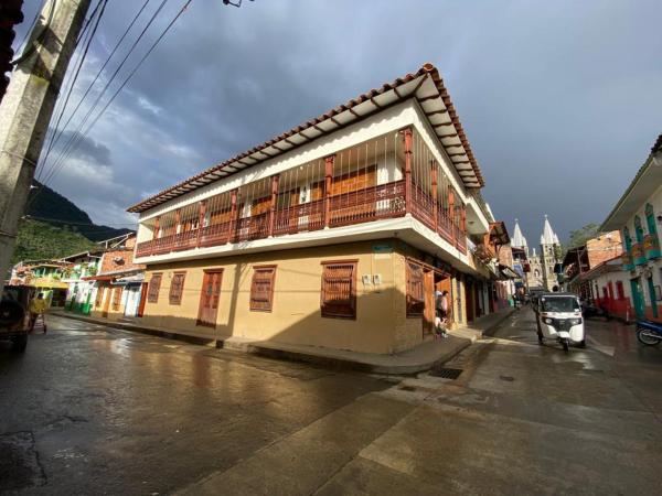 Hostal La Casa De Los Sueños - Jardín
