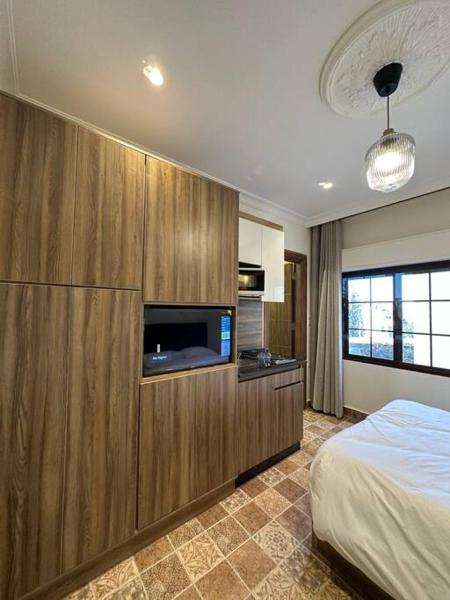 7/ Antica Jabalal-lwebdeh - Amman