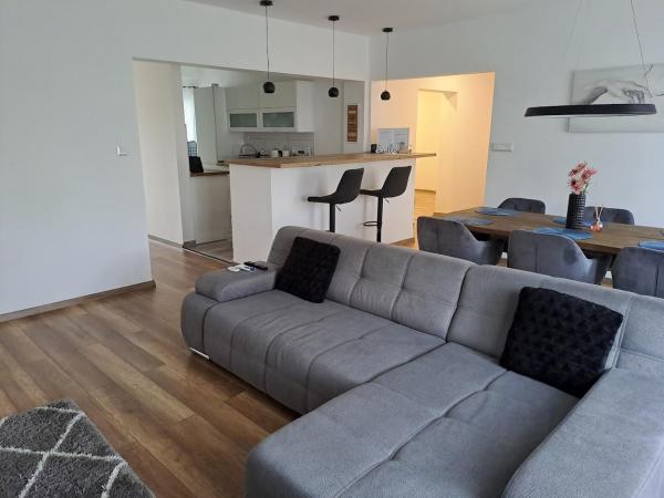 Villa Anna, Ingyenes Wifivel éS Parkolással. - Zalaegerszeg