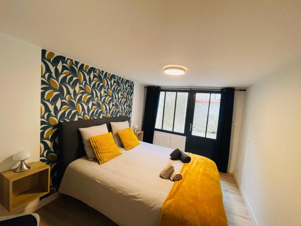 Appartement Avec Cour Privée - Saint-Jean-d'Angély