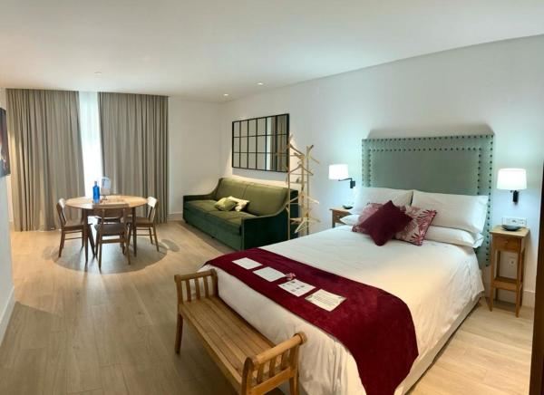 Apartamentos Turísticos La Plaza - Chipiona